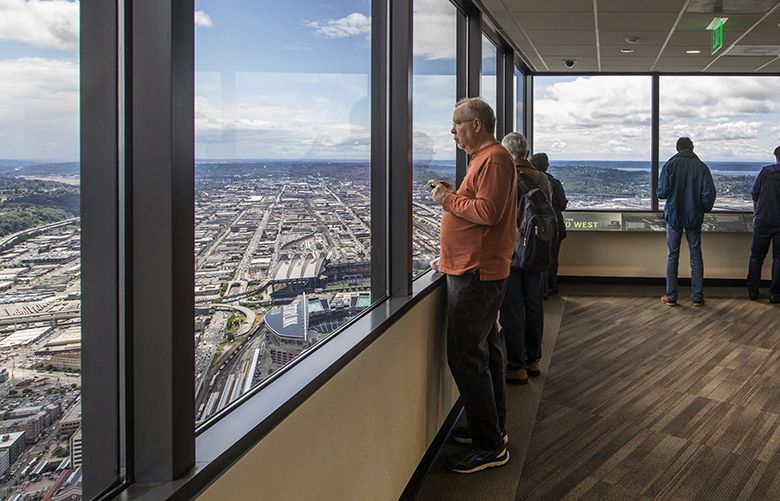 Visit Sky View Observatory on top of Seattle’s tallest tower | The ...
