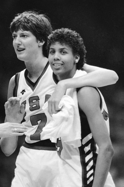 Hall of Famer and Olympic gold medalist Anne Donovan, who led Storm to ...