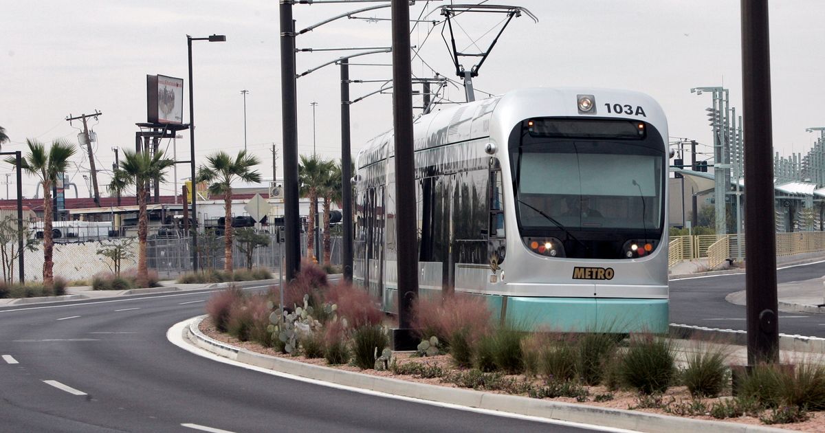 Group pushes to stop south Phoenix light rail expansion | The Seattle Times