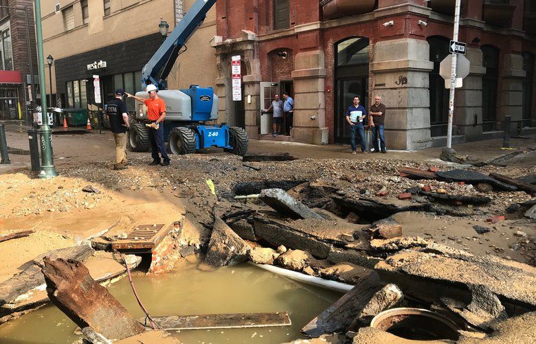 Water main break floods Philadelphia, leaves muddy mess | The Seattle Times
