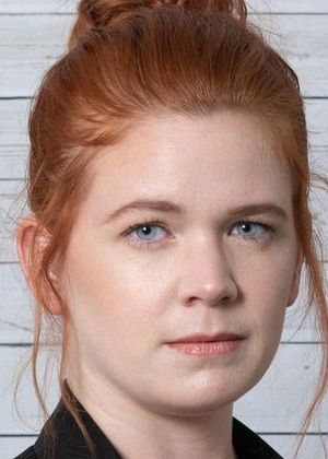 Challenger Sarah Smith advances to November election to face fellow ...