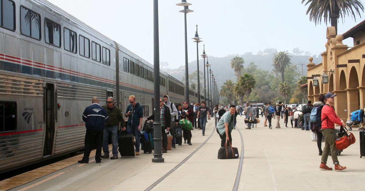 Los Angeles to Seattle by rail aboard the Coast Starlight | The Seattle ...