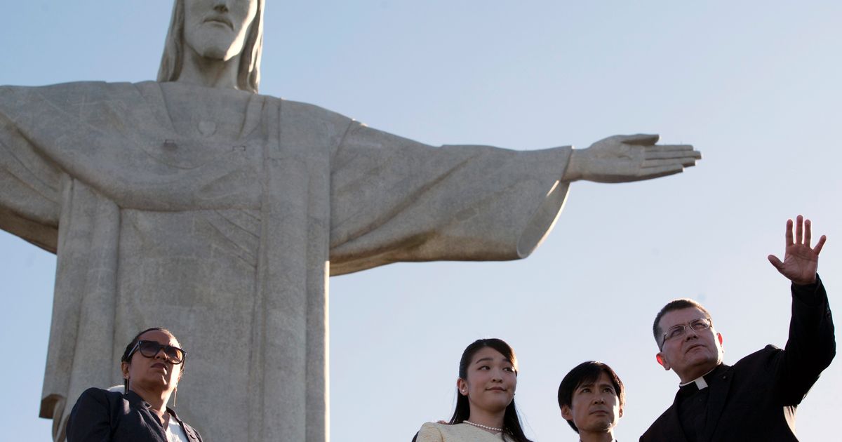 Japan’s Princess Mako sees Rio’s Christ the Redeemer statue | The ...