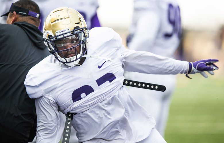 UW’s Jaylen Johnson expects significant weight loss to create major ...