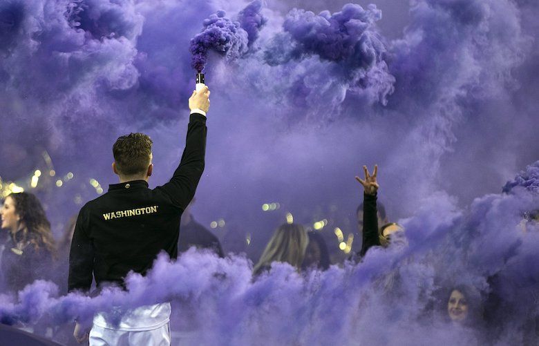 Huskies get commitment from four-star defensive tackle Jacob Bandes ...