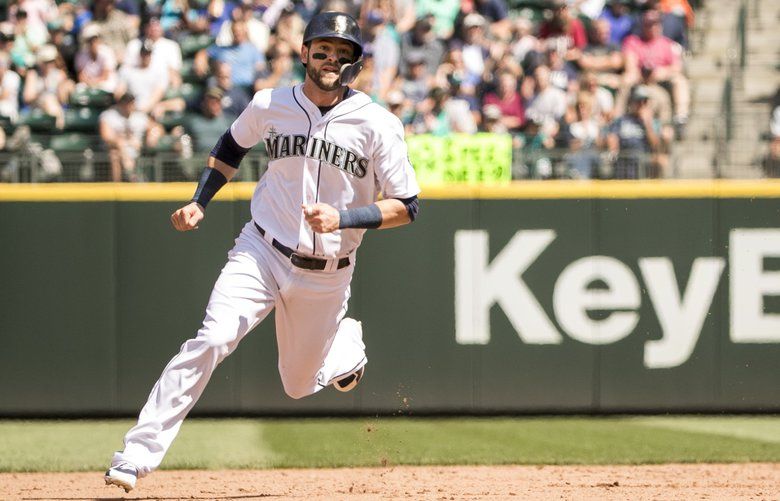 Mariners waiting on a better trade offer for All-Star outfielder Mitch ...