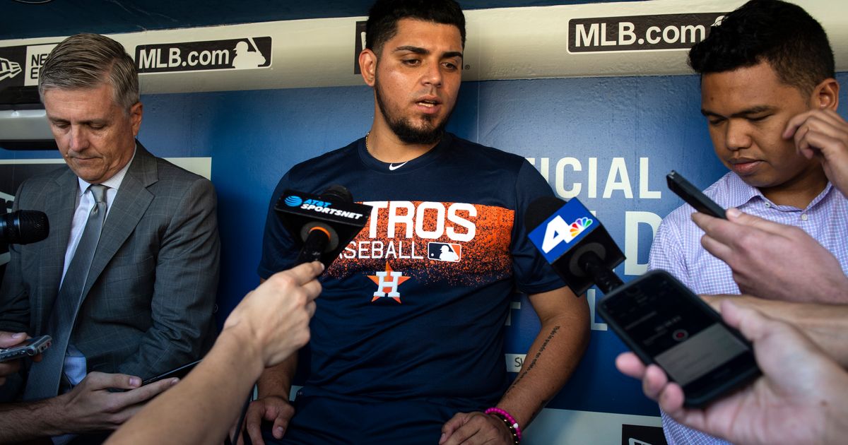 Osuna addresses new Astros teammates in closed-door meeting | The ...
