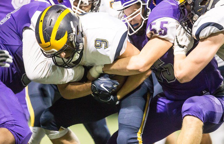 Backup quarterback comes up big as No. 3 Bellevue avoids Garfield’s ...