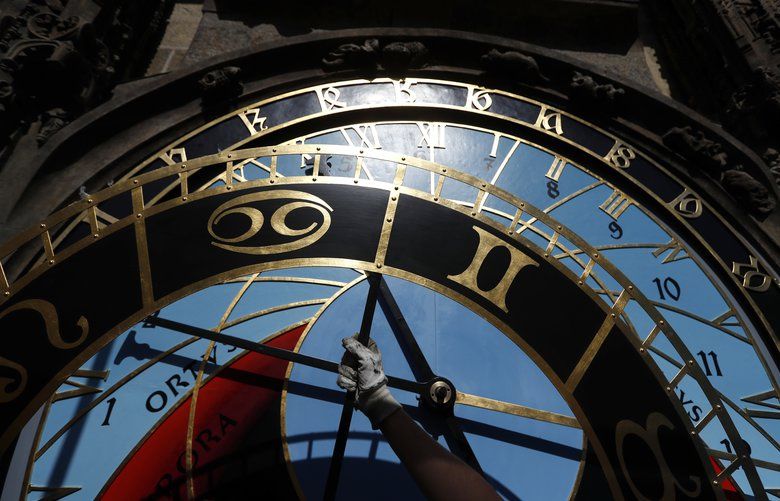 Medieval clock is back to counting off the hours in Prague | The ...