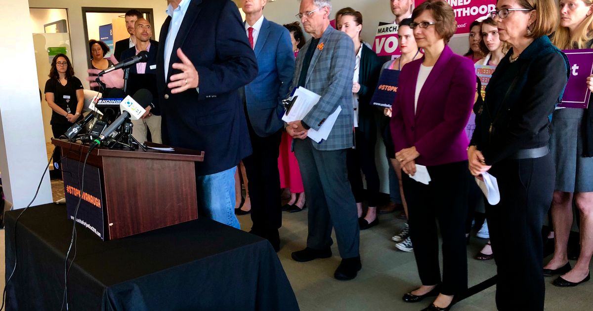 Lawsuit to compel release of Kavanaugh docs inches forward | The ...