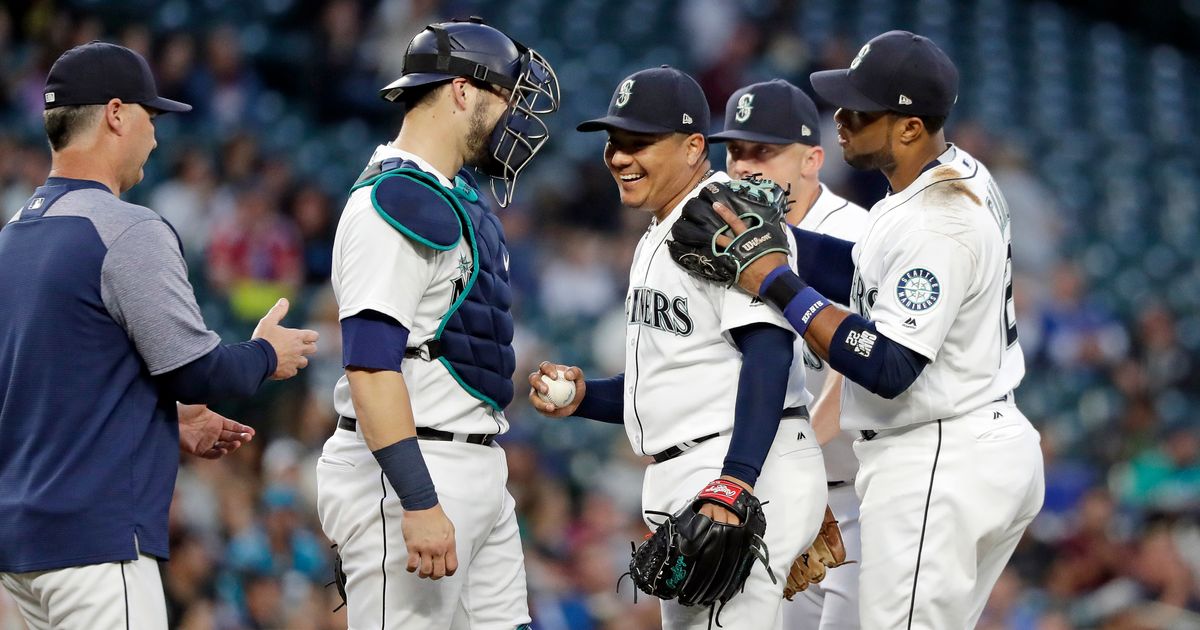 LEADING OFF: Mariners brawl in clubhouse, Rizzo hurts foot | The ...