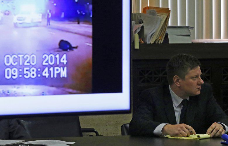 Jurors deliberating in murder trial of Chicago officer | The Seattle Times