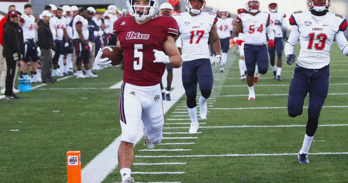STAT WATCH: Isabella 3rd WR in 5 years with 300-yard game | The Seattle ...