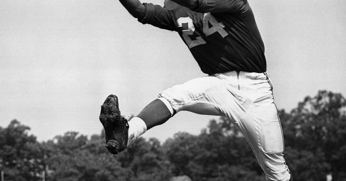 Trailblazing African-American RB Wally Triplett dies at 92 | The ...