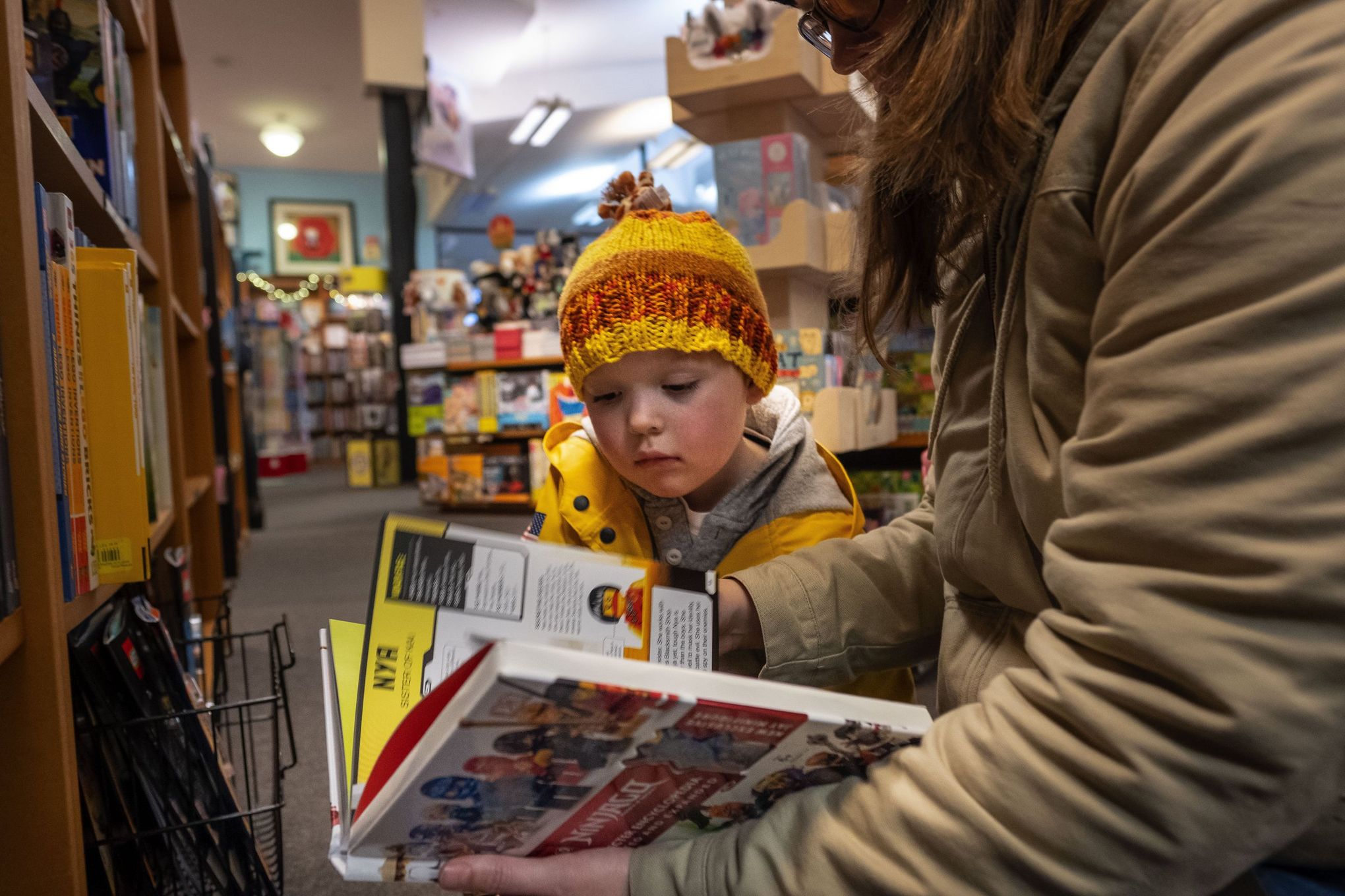 6 well-loved, longtime Seattle-area bookstores | The Seattle Times