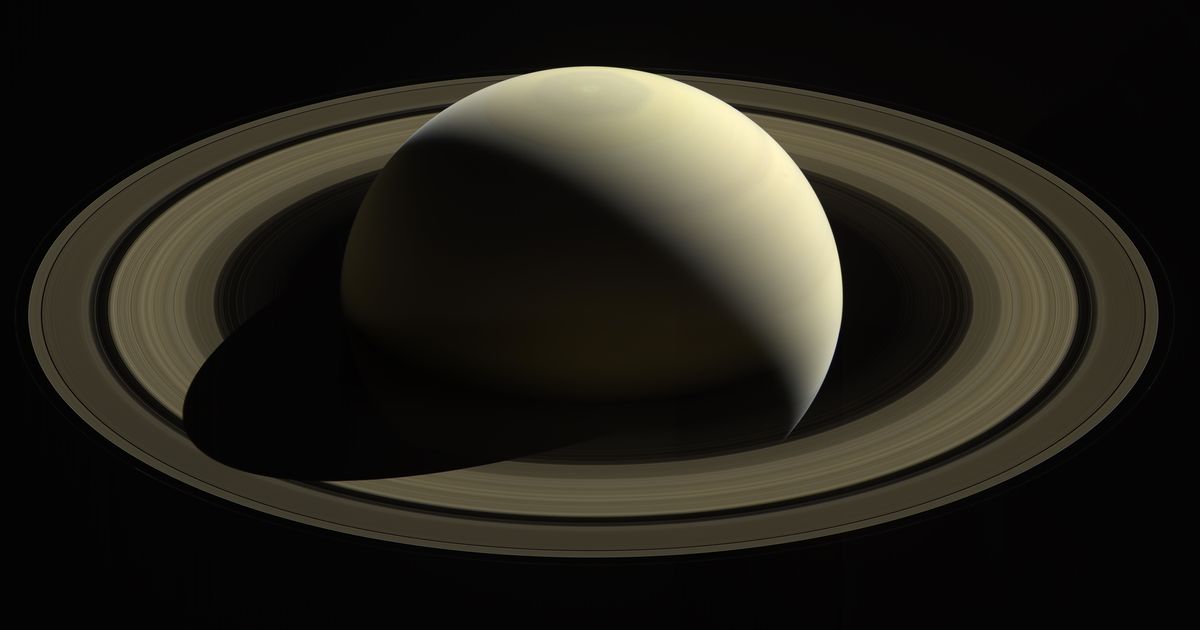 Saturn with no rings? It could happen, and sooner than astronomers ...