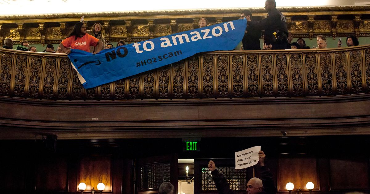 Amazon executives grilled, jeered at New York City Council hearing ...
