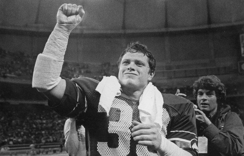 While with the Seahawks, Dan Doornink studied at UW medical school ...