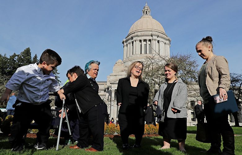 Proposed state ban on dwarf tossing backed at Olympia hearing | The ...