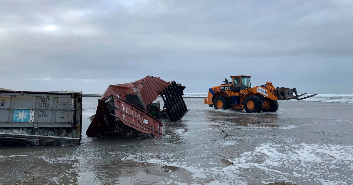 Dutch, Germans recover cargo lost by container ship | The Seattle Times