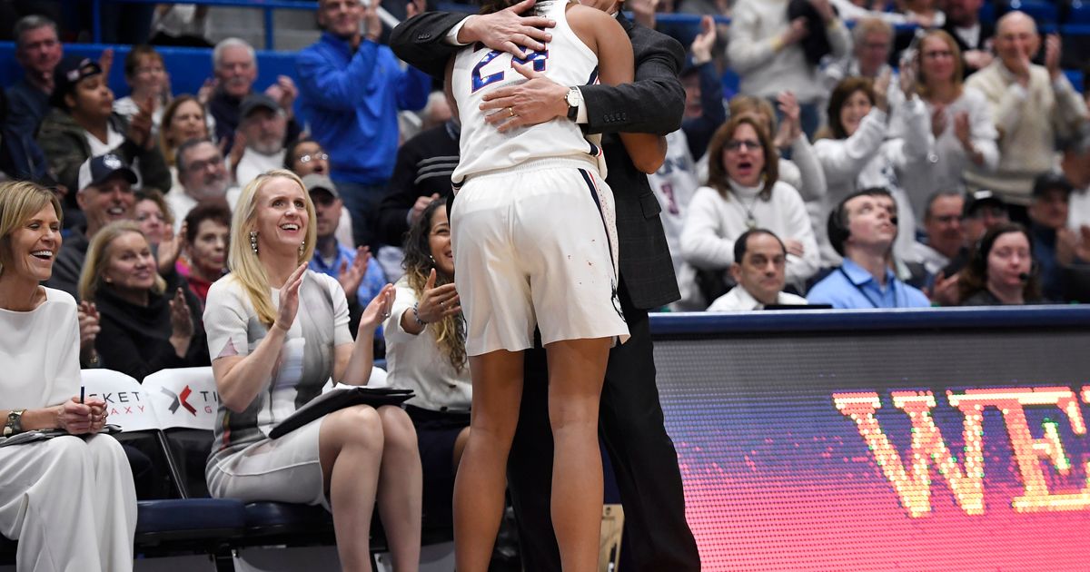 Collier, Samuelson help UConn beat South Carolina 97-79 | The Seattle Times