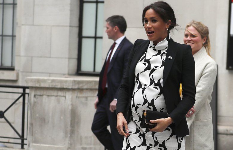 To glam or not to glam soon after giving birth | The Seattle Times