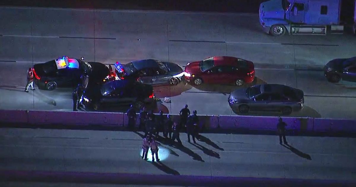 LA-area police chase backs up traffic for miles on freeway | The ...