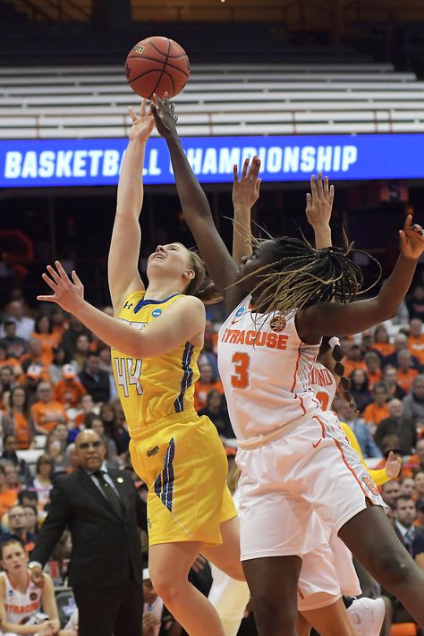 South Dakota State beats Syracuse 75-64, reaches Sweet 16 | The Seattle ...