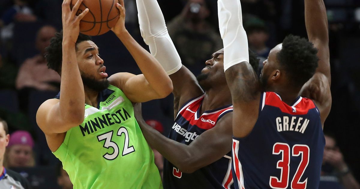 Timberwolves C Towns sidelined by sore knee | The Seattle Times