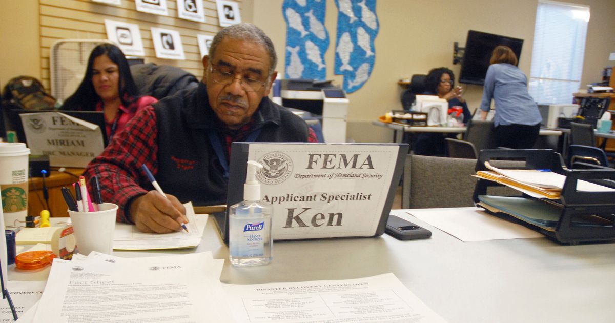 At FEMA office, federal workers say they’re here to help | The Seattle ...