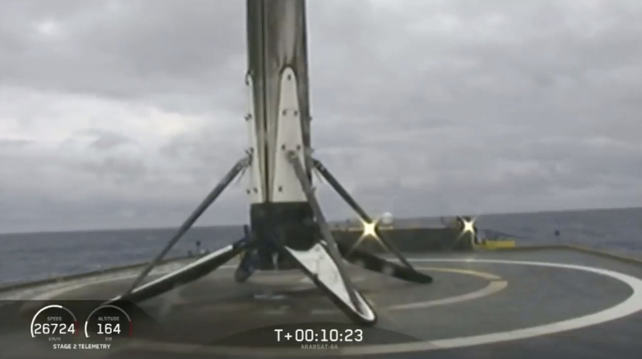 Spacex Falcon Heavy Booster Landing