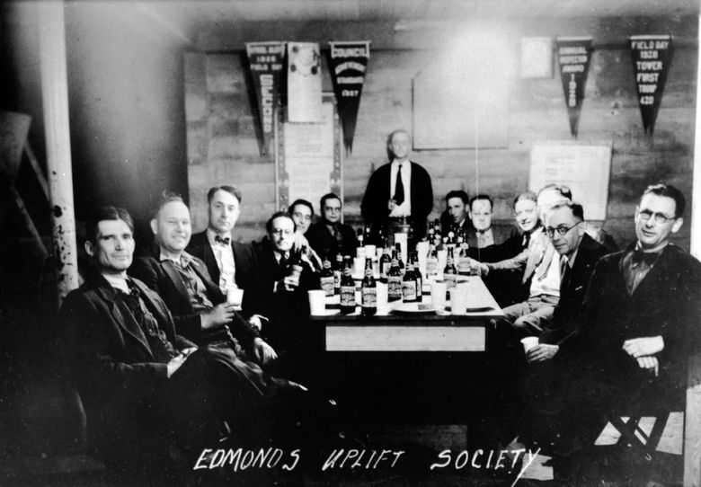 Bootleggers Speakeasies: The Underworld Of The Prohibition, 46% OFF