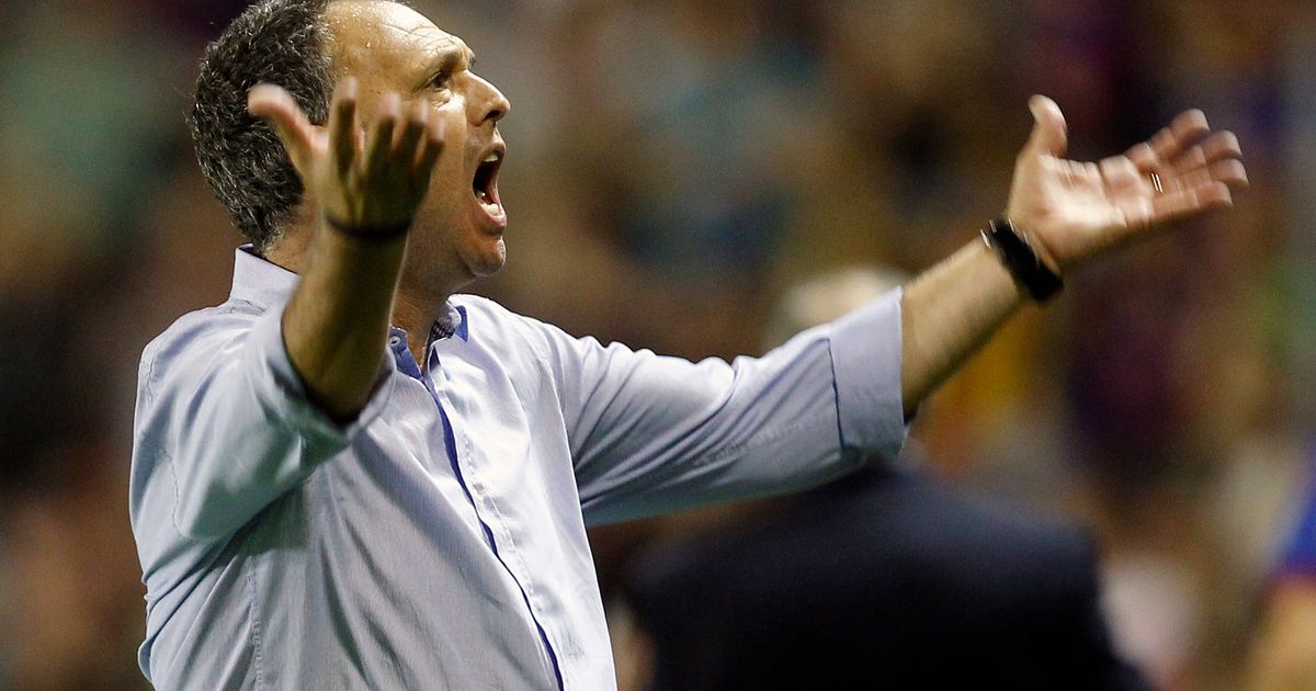 Sevilla coach says he has leukemia, will stay with team | The Seattle Times