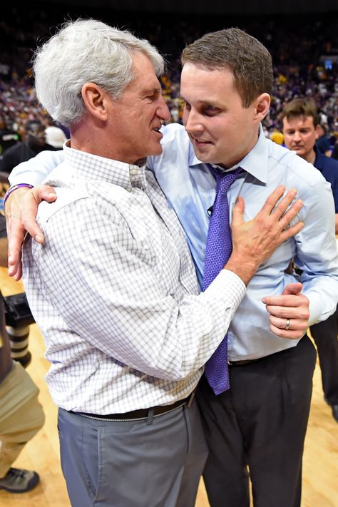 Joe Alleva stepping down as LSU’s athletic director | The Seattle Times