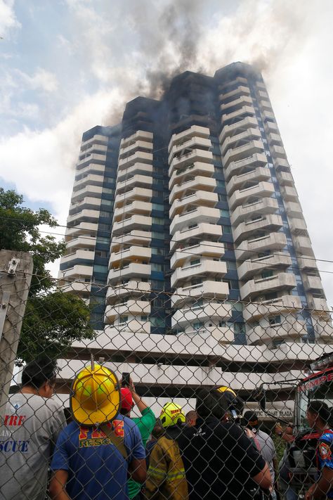 Fire hits 21-story Manila building; 1 dead and 5 injured | The Seattle ...