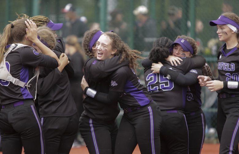 State softball: Garfield becomes first Seattle Public Schools team to ...