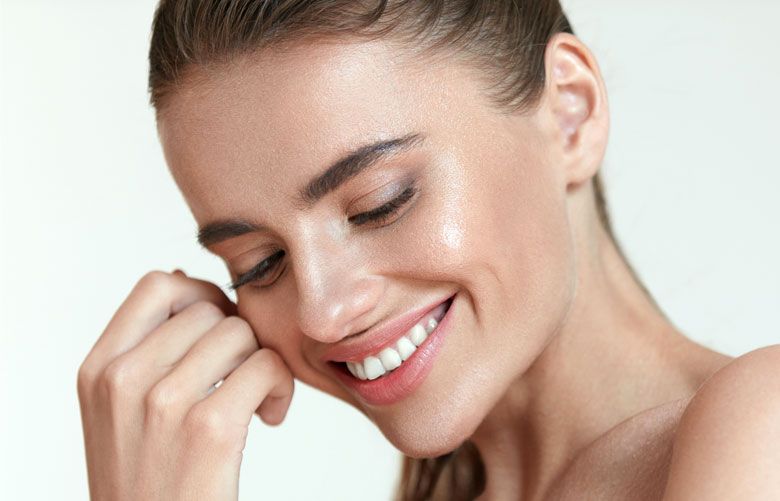 How to get a dewy glow, the minimalist look for summer | The Seattle Times