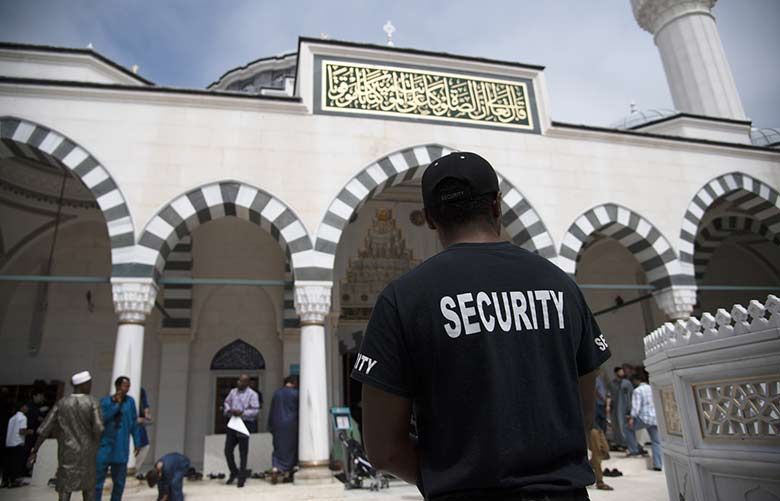 This Ramadan, security is a heightened concern for US mosques | The ...