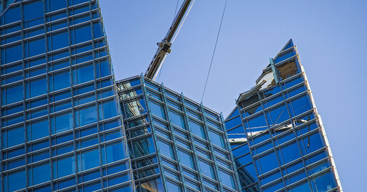 Falling debris still a risk from damaged Oklahoma City tower | The ...