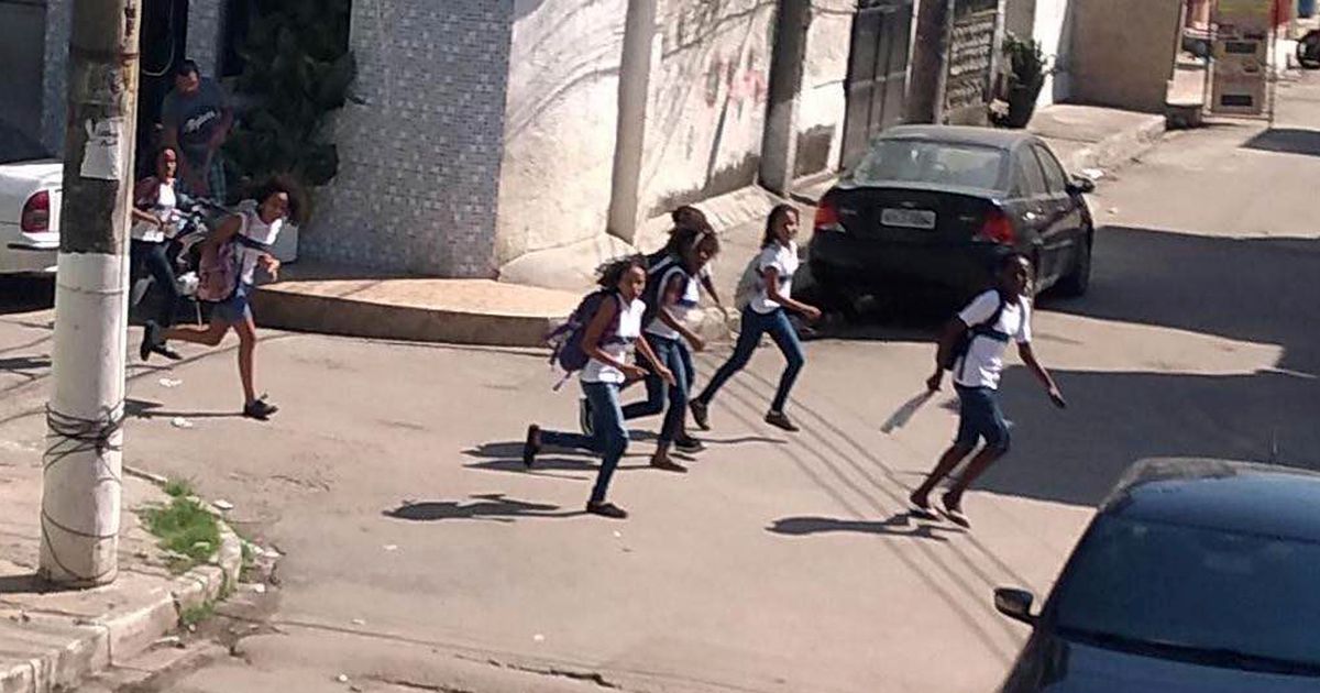 8 killed during police anti-crime operation in Rio slum | The Seattle Times