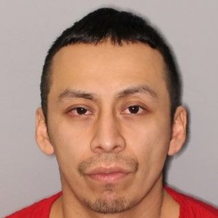 Police seek suspect in stabbing of woman in North Seattle last week ...