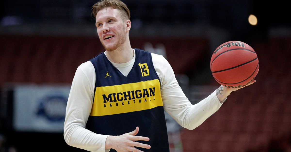 Brazdeikis wrapping up pre-draft whirlwind | The Seattle Times