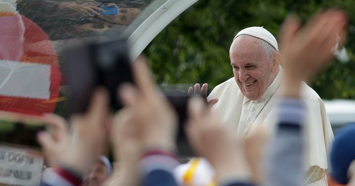 Pope braves rain-soaked mountain roads for Transylvania Mass | The ...