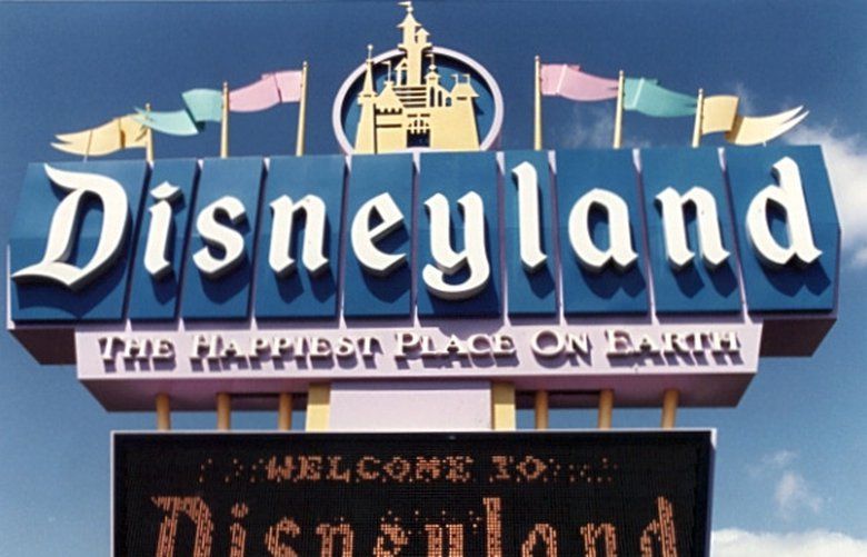 Police investigate Disneyland brawl after video surfaces | The Seattle ...