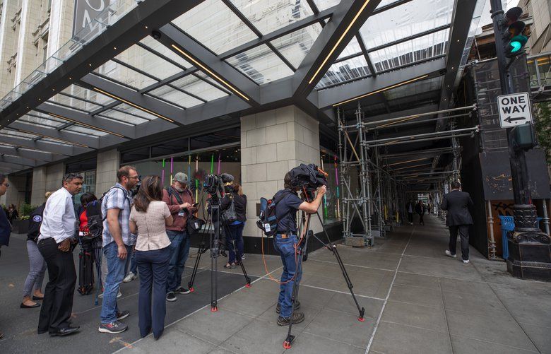 Downtown Seattle stabbing victim discharged from hospital; suspect ...