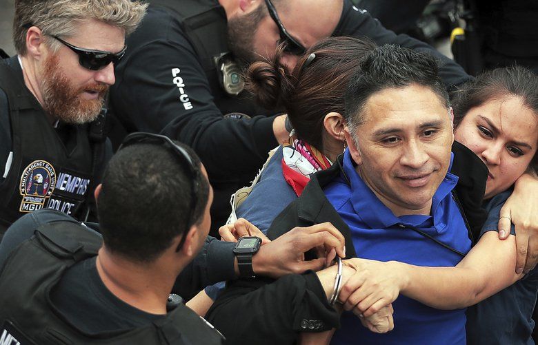 Arrested reporter slams conditions at US detention centers | The ...