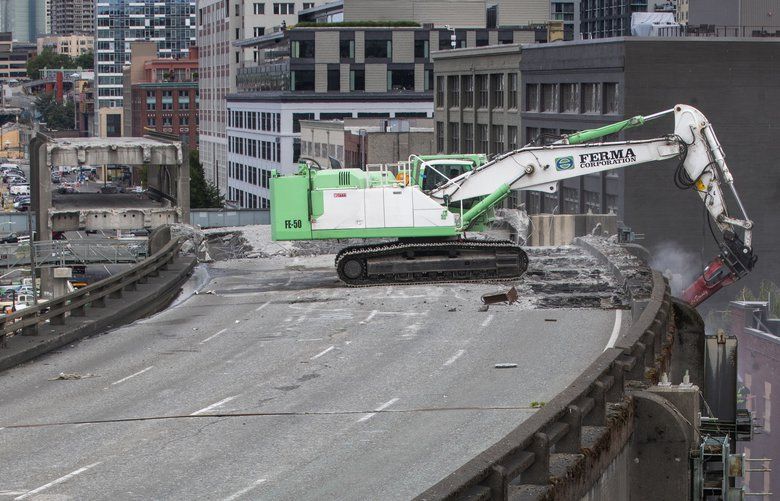 Viaduct demolition reaches dramatic phase just feet from Pioneer Square ...