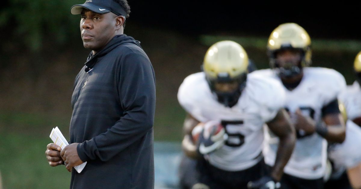 Vandy coach still mum on his starting QB vs No. 3 Georgia | The Seattle ...