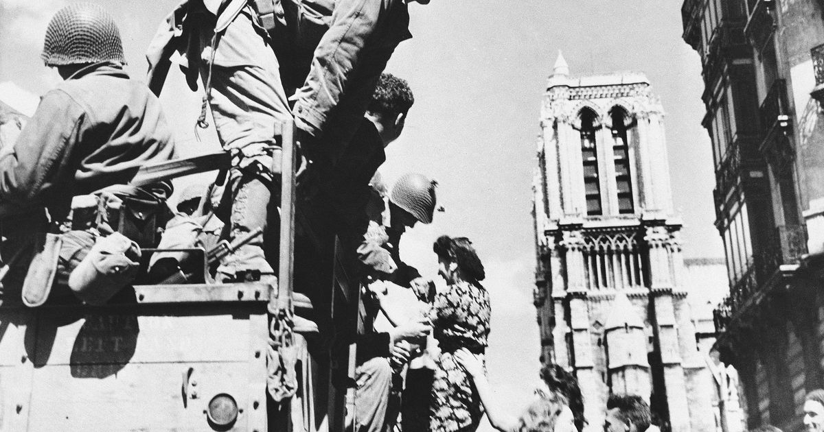AP Was There: Allied forces liberate Paris from Nazis | The Seattle Times