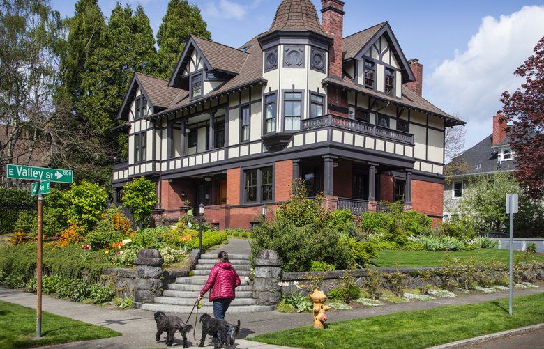 A Capitol Hill family remodels its historic home with an appreciative ...